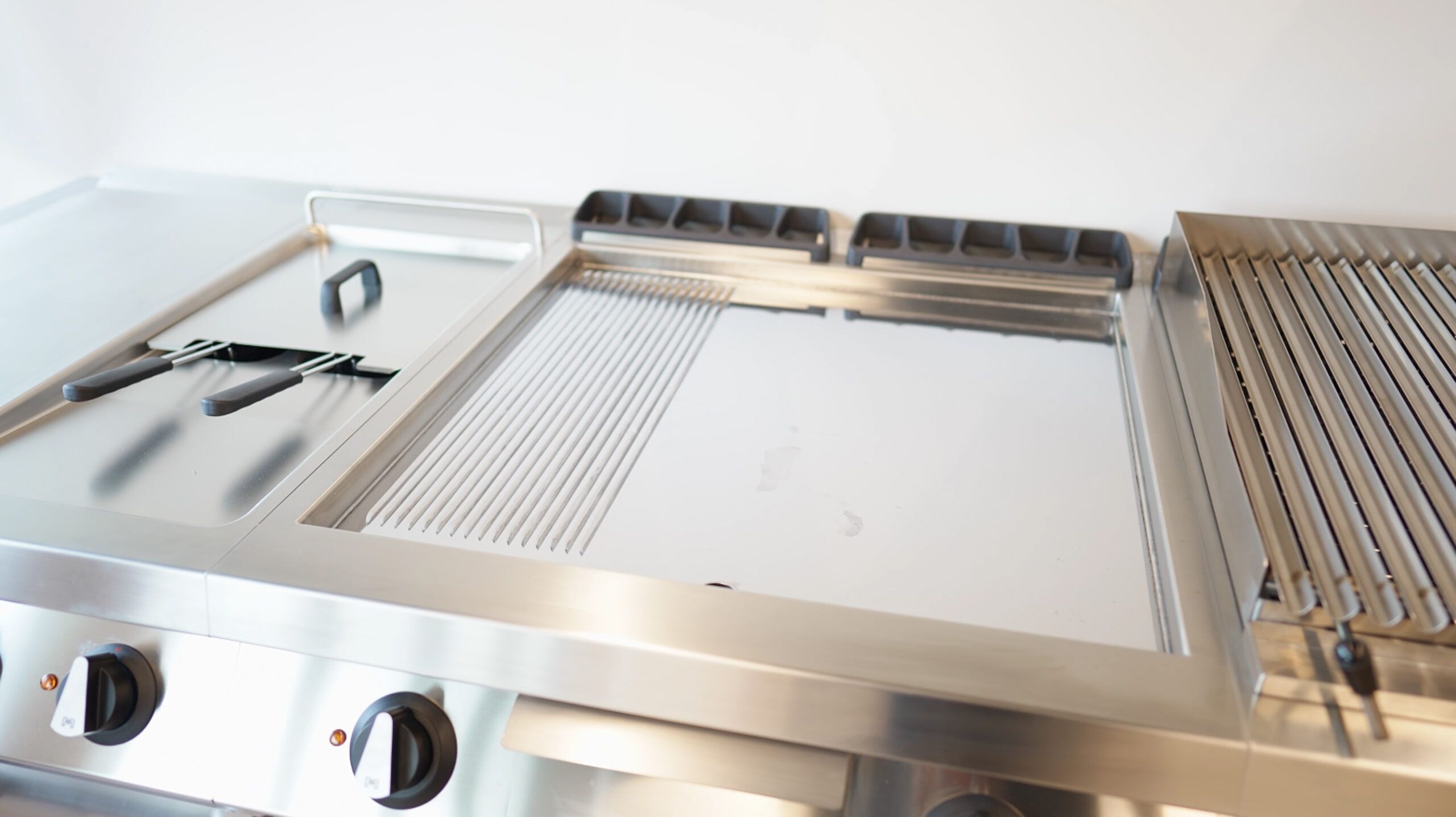 Cella semiautomatica di saldatura - RK Macchine